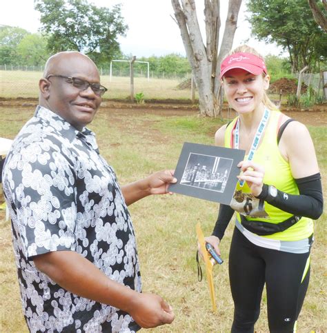 Mtoto Wa Kitaa Deidre Lorenz Kaingia Kwenye Mapenzi Na Tanzania