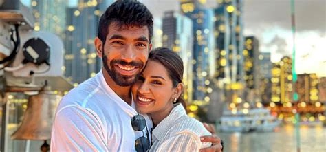 Jasprit Bumrah Wife Sanjana Ganesan Savagely Destroys Social Media Troll