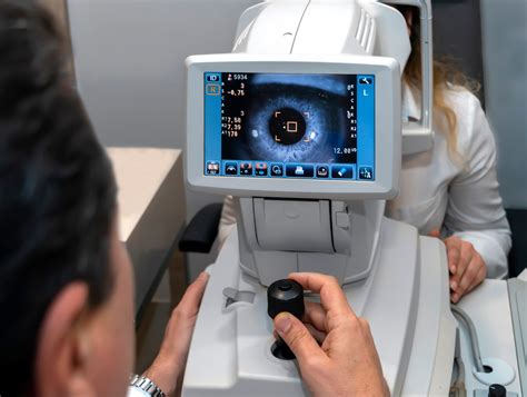 Retinal Scans Provide A Window Into Human Aging