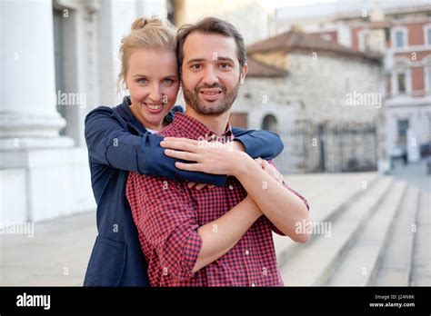 Richtiges paar Fotos und Bildmaterial in hoher Auflösung Alamy