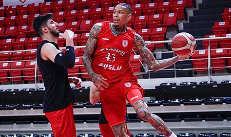 Dev adamlar keyifsiz Spor Gazete Gerçek