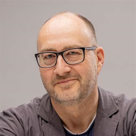 lean analytics use data to build a better startup faster croll