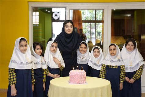 دبستان ویژه دخترانه مهرآیین