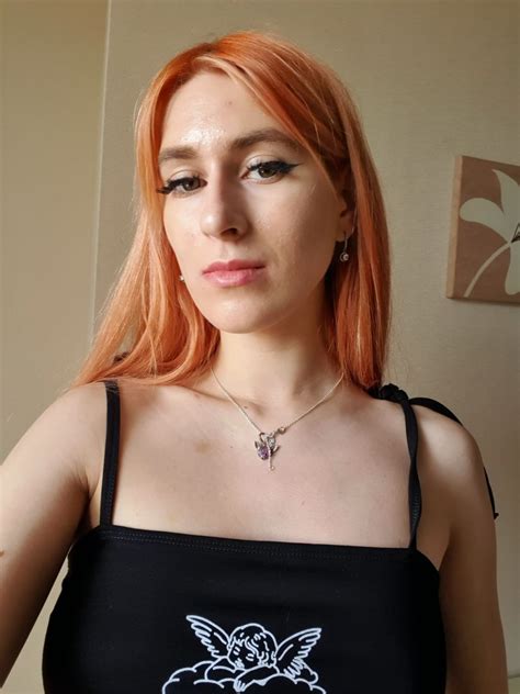 Smile To Make Your Day Better Is That Ok R Redheadbeauties