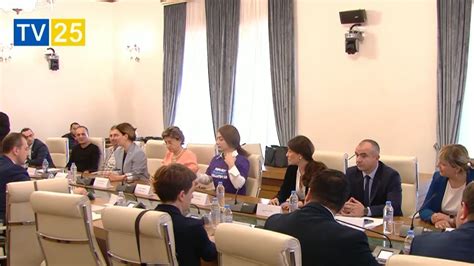 საპარლამენტო ოპოზიციის წარმომადგენლები სახალხო დამცველობის კანდიდატებს ხვდებიან Youtube