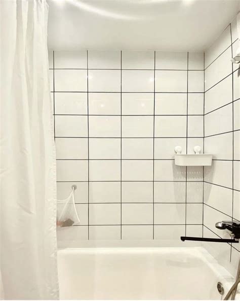 Белая плитка в ванной комнате Крошечные ванные Современный дизайн ванной Интерьер