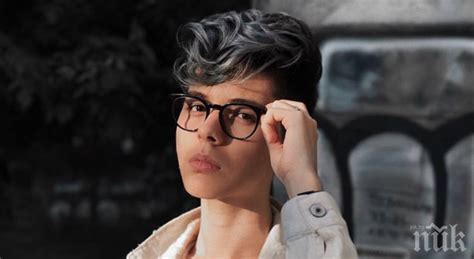 Кристиан Костов влиза в учебника за 7 и клас Информационна агенция ПИК