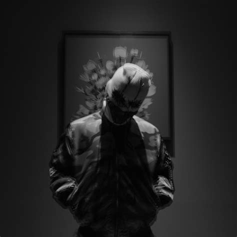 파도위의 날개짓 Youtube Music