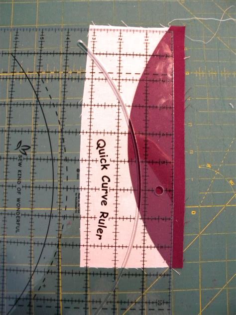 Sew Kind Of Wonderful Curve It Up Block Border Tutorial