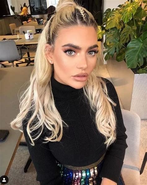Love Islands Megan Barton Hansons Flirty Texts With Multimillionaire