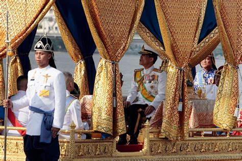 พระราชดำรัสในหลวงรัชกาลที่๙ ถ้าออกจากโรงพยาบาลเมื่อไหร่ก็คงจะช่วยได้มากกว่านี้ ธ สถิต