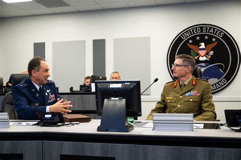 Usspacecom Hosts Australian Chief Of The Defence Force Space Operations Command Spoc
