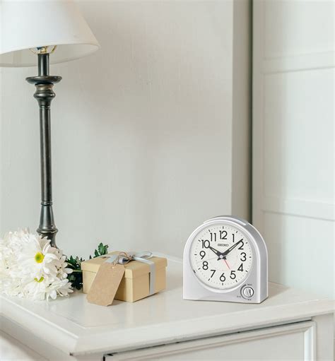 4 Maris Desk Beep Alarm Silver Qhe204slh Seiko Clocks