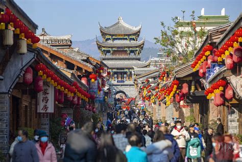 西昌建昌古城千盏万盏灯笼红 古色古香氛围浓 四川在线