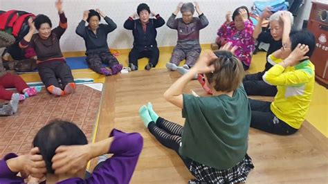 실버레크뇌건강체조좌뇌우뇌 웃음체조치매예방교실실버체조경로당운동교실임복애힐링문화연구소 1899 9921 Youtube