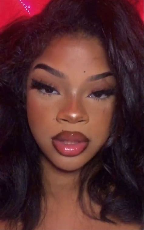 Light Makeup Looks Cool Makeup Looks Creative Makeup Looks Gorgeous