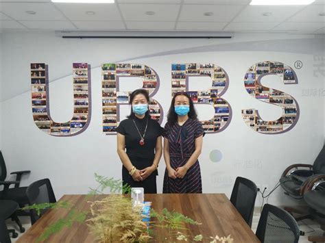 2022年7月4日下午北京新的社会阶层人士联谊会简称新联会副秘书长徐建英到访北京商务服务业联合会简称商务联同新联会副秘书长