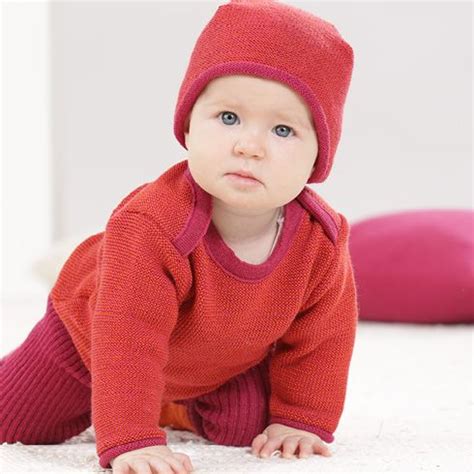 Pin auf Babykleidung