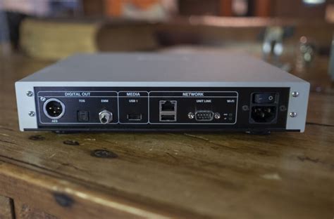 Review Emm Labs Ns1 Streamer Twittering Machines