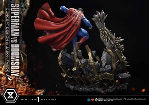 Ultimate Museum Masterline Superman Vs Doomsday Statue Superman