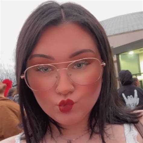 𝚕𝚊𝚌𝚢 𝚝𝚊𝚢𝚕𝚘𝚛 𝚓𝚘𝚛𝚍𝚊𝚗 Lacy Loo On Threads