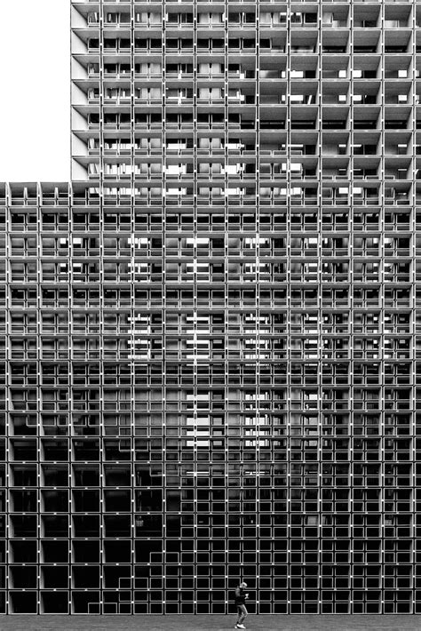 Postchain For The Public Scaling Relational Blockchain