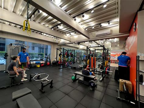 台南高雄健身房推薦「倍速運動」一對一私人健身教練！私密性空間極佳！將運動融入生活更快樂，一起動起來～｜健身房推薦｜免費體驗 花露露 の花花世界