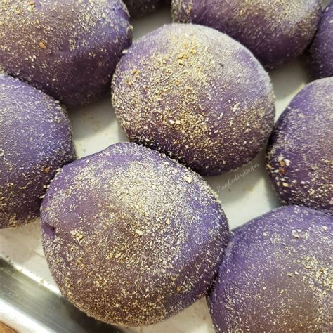 Ube Cheese Pandesal