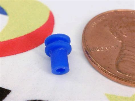 Lot Of 14 Delphi Wire Harness Connector Seal 15366060 1 86 2 4 Mm Gt