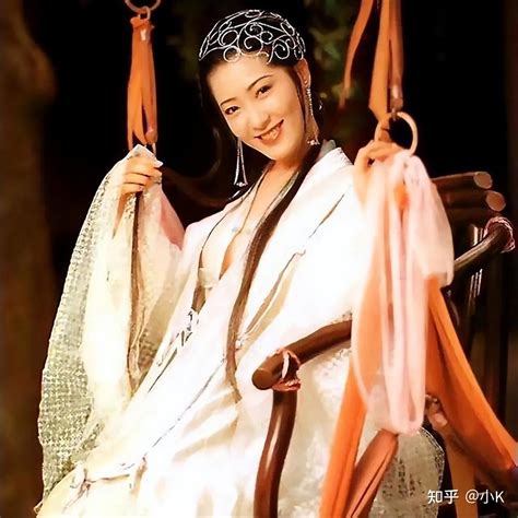 “最美潘金莲”杨思敏：19岁一炮而红，33岁后却沦为了卖拉面 知乎