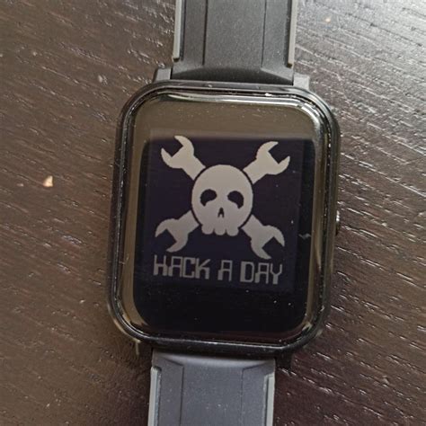 Hackable Smart Watch Is Also Open Source Hackaday