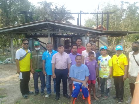 เทศบาลตำบลหนองแวง ออกสำรวจความเสียหาย เบื้องต้นเหตุไฟไหม้บ้าน ที่ บาระแนะ 4 เมื่อคืนที่ผ่านมา