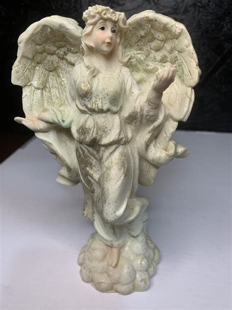 Ангел статуетка — ціна 170 грн у каталозі Статуетки Купити товари для дому та побуту за