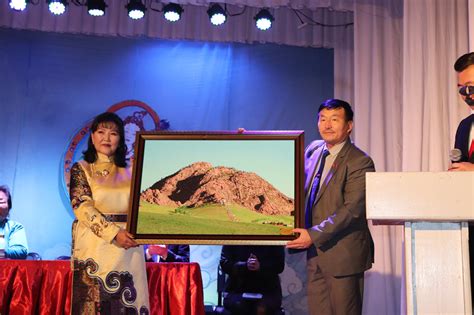 Мэргэжлийн сургалт үйлдвэрлэлийн төвийн “ХӨГЖИЛД ТҮҮЧЭЭЛСЭН 50” жилийн ойн арга хэмжээн нээлт