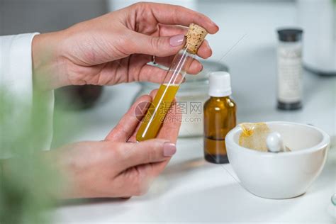 顺势疗法的研究高清图片下载 正版图片303799036 摄图网