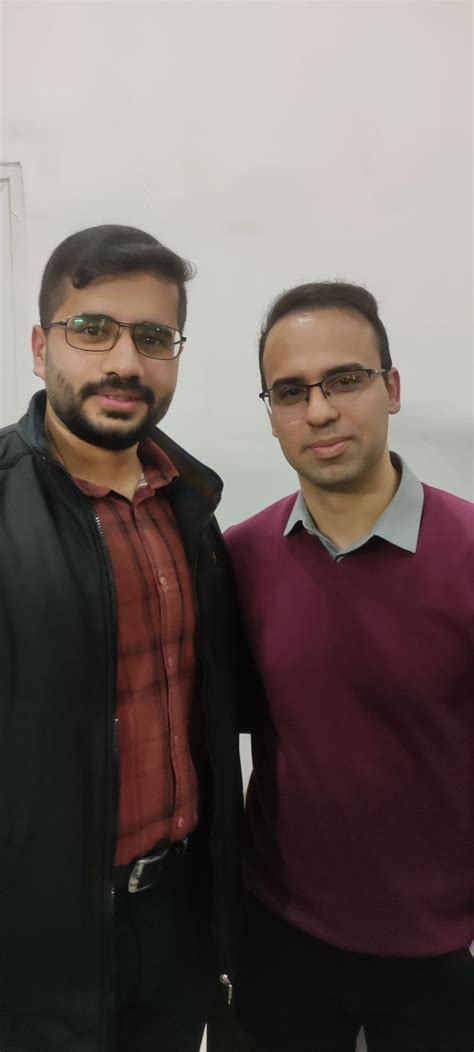 Mahdi Kahdouie On Linkedin اینم از دورهمی یزد اساتید عزیزم در زمینه Plc، مهندس سیاه تیری و مهندس