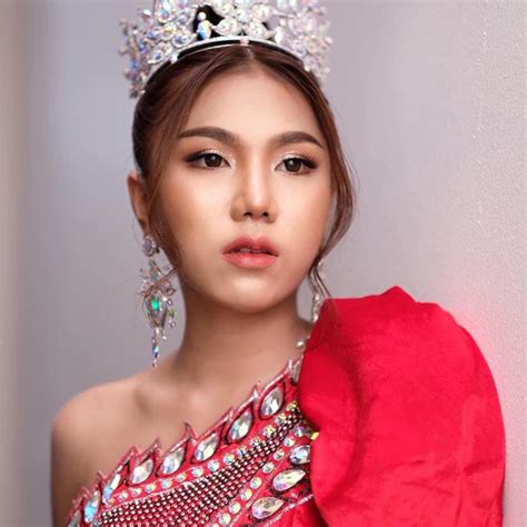 แค่บักหล่าบอกว่าคิดฮอด เอื้อยกะใจสิขาดแล้ว…‼️😅 แคนดี้ สุจิตรา ผู้สาวหมอลำ ผู้สาวรถแห่ โสด