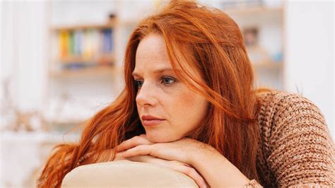 11 Behaviors That Indicate Someone Is Emotionally Broken According To