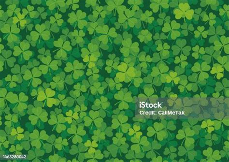 벡터 원활한 클로버 배경 그림 성 패트릭의 날에 대 한 그림입니다 St Patricks Day에 대한 스톡 벡터 아트 및 기타 이미지 St Patricks Day