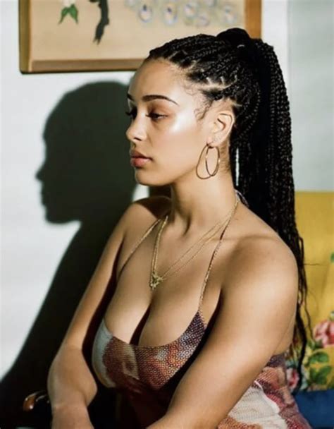 Jorja Smith Pics 18