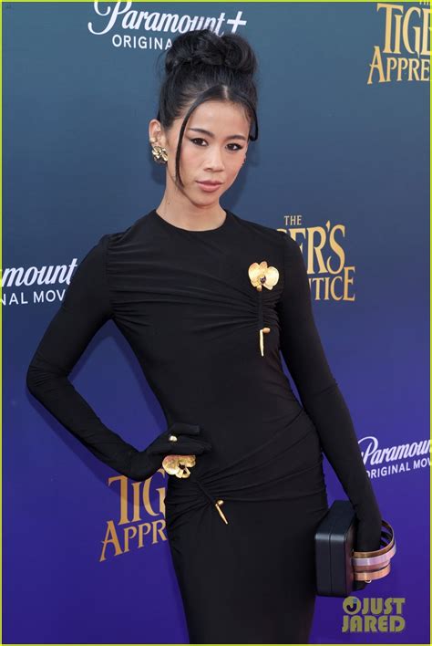 Sandra Oh Sherry Cola And More Premiere New Movie The Tigers