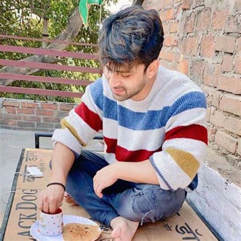 Kahaan Hum Kahaan Tum Star Dipika Kakar Visits Lucknow With Husband