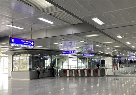 Photo Gallery พระราชทานชื่อ รถไฟสีแดง สถานีกลางบางซื่อ นครวิถี ธานีรัถยา และ สถานีกลางกรุงเทพ