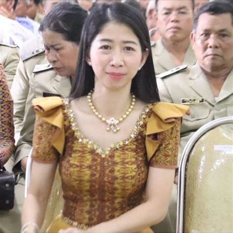 ព្រះមហាក្សត្រ ត្រាស់បង្គាប់ផ្តល់គោរមងារលោកស្រី សែម សុភី ជា «ឧកញ៉ា