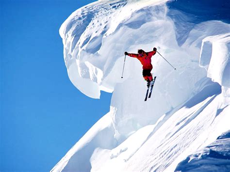 Snow Skiing Wallpaper