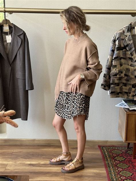 Свитер Bobo из 100 кашемира премиум Toffee купить в интернет магазине женской одежды Tashabuena