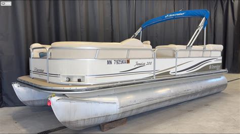 Used 2006 Lowe Suncruiser Jamaica 200 Pontoon W Sea Legs And 60hp