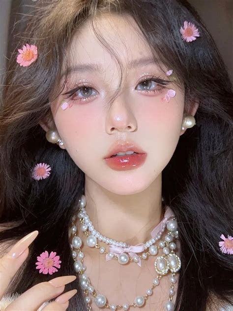 5 เครื่องสำอางค์ Douyin Makeup แต่งหน้าตามพี่สาวจีน ที่ขาดไม่ได้