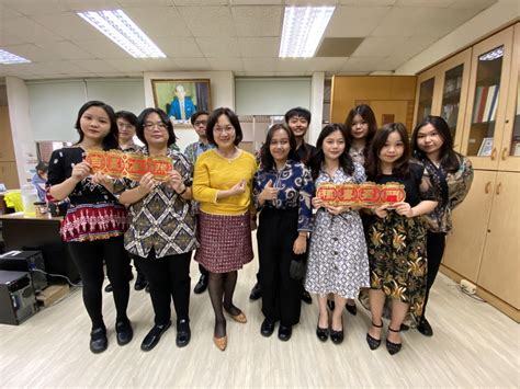 三信家商僑生祭祖暨春節聯歡活動 提前歡慶農曆新年學生一解思鄉情 今傳媒 JNEWS