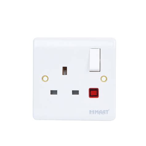 Gang Switched Socket With Neon Indicator MAAT